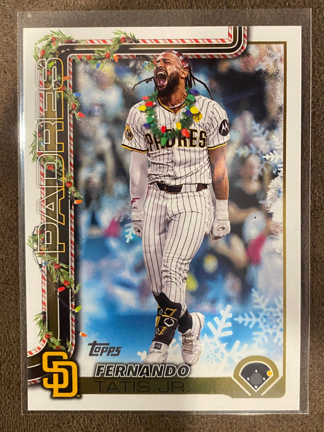 Fernando Tatis Jr. - 2025 Topps Holiday - Short Print - Padres ...