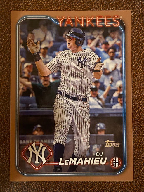 DJ LeMahieu - 2024 Topps Series 2 - Gold /2024 - Yankees – Western NY ...
